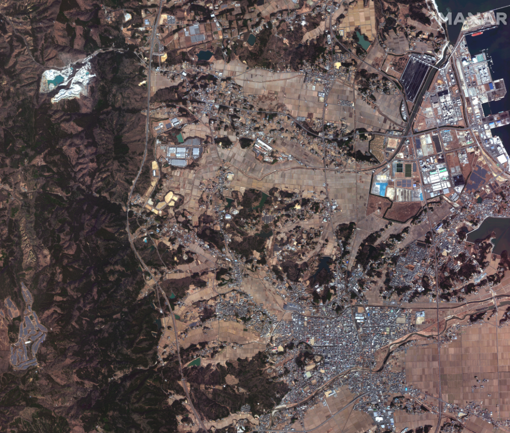 Satellite Imagery: Earthquake Damage, Soma City, Japan - GIS user ...
